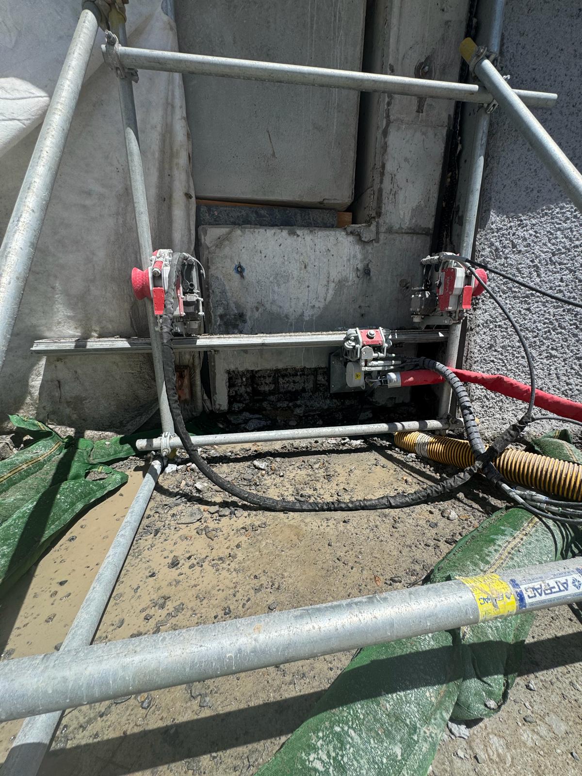 Aquajet Ergo Hydro demolition of bridge abutment - Direct Inject